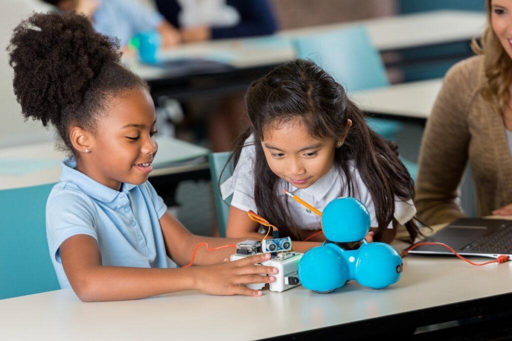 K-12 Computer Science Field Report and Market Map: Sept 2017 | Reach ...